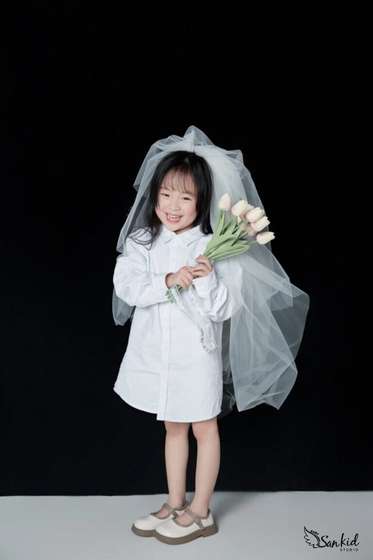 50+ Ảnh Bé Gái Cute, Dễ Thương Đốn Tim Cộng Đồng Mạng